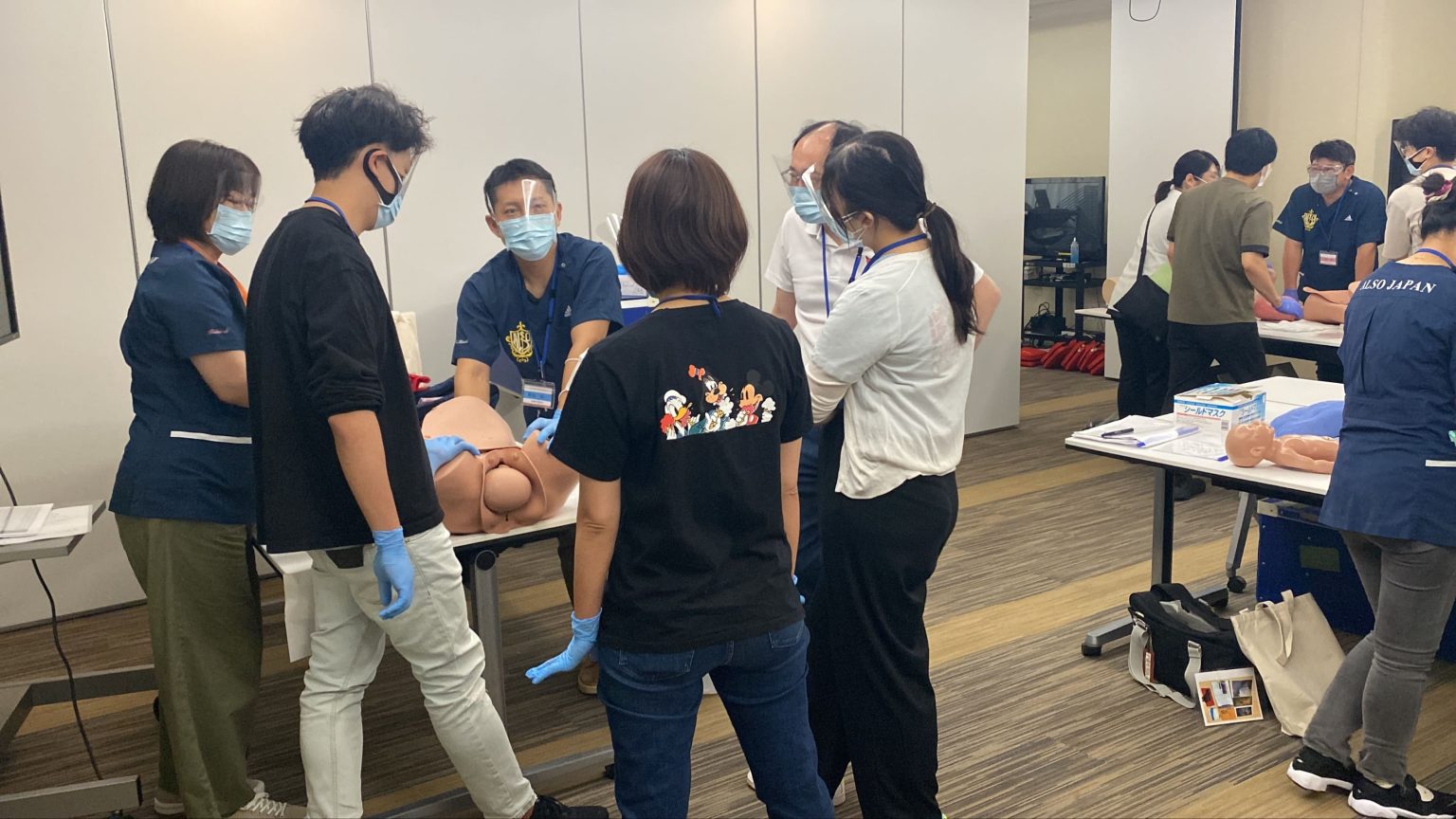 BLSOプロバイダーコース@東京ベイ・浦安市川医療センター | 実践的な医療技術習得の場を提供するJADECOMシミュレーションセンター