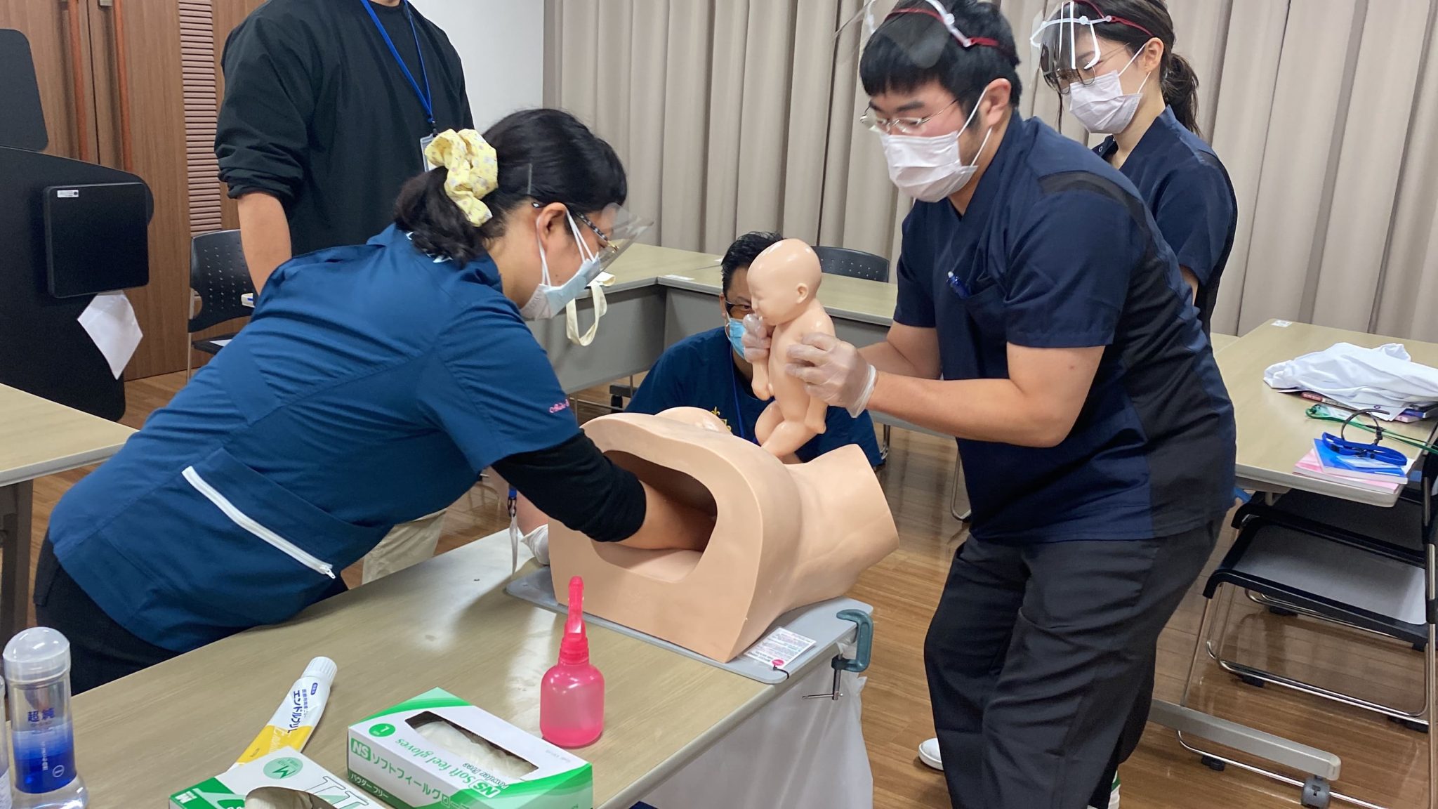 BLSOプロバイダーコース@市立奈良病院 | 実践的な医療技術習得の場を提供するJADECOMシミュレーションセンター